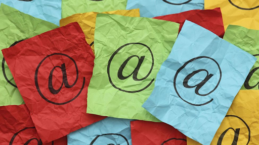 Berusia 50 Tahun, Simbol @ pada Email Terus Mendorong Kolaborasi